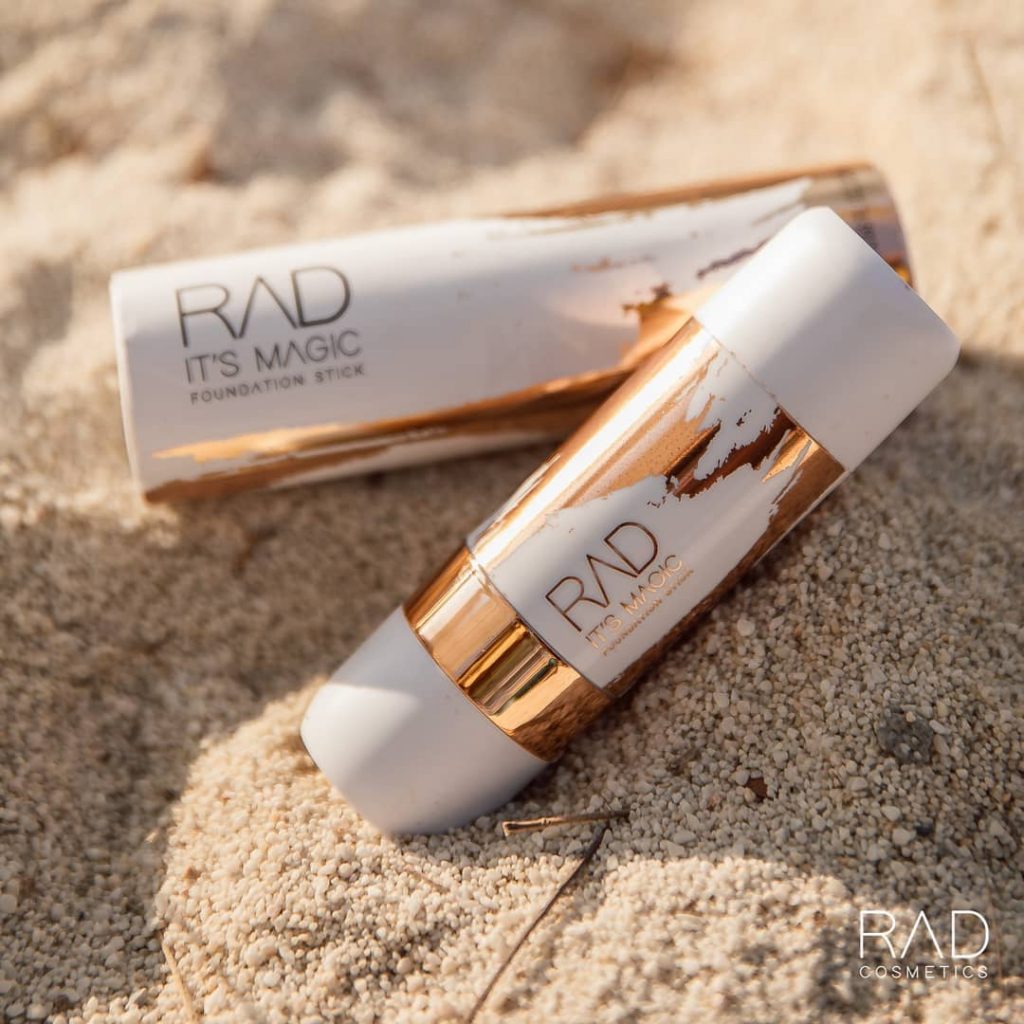 "RAD It's Magic Foundation Stick" รองพื้นสติ๊ก หัวคูชั่น คุมมัน กันแดด ...